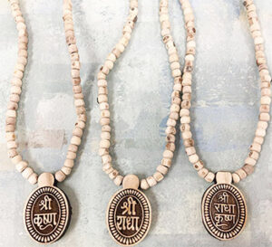 Sri Radha Krishna Oval Locket Pendant | www.shrikrishnastore.com